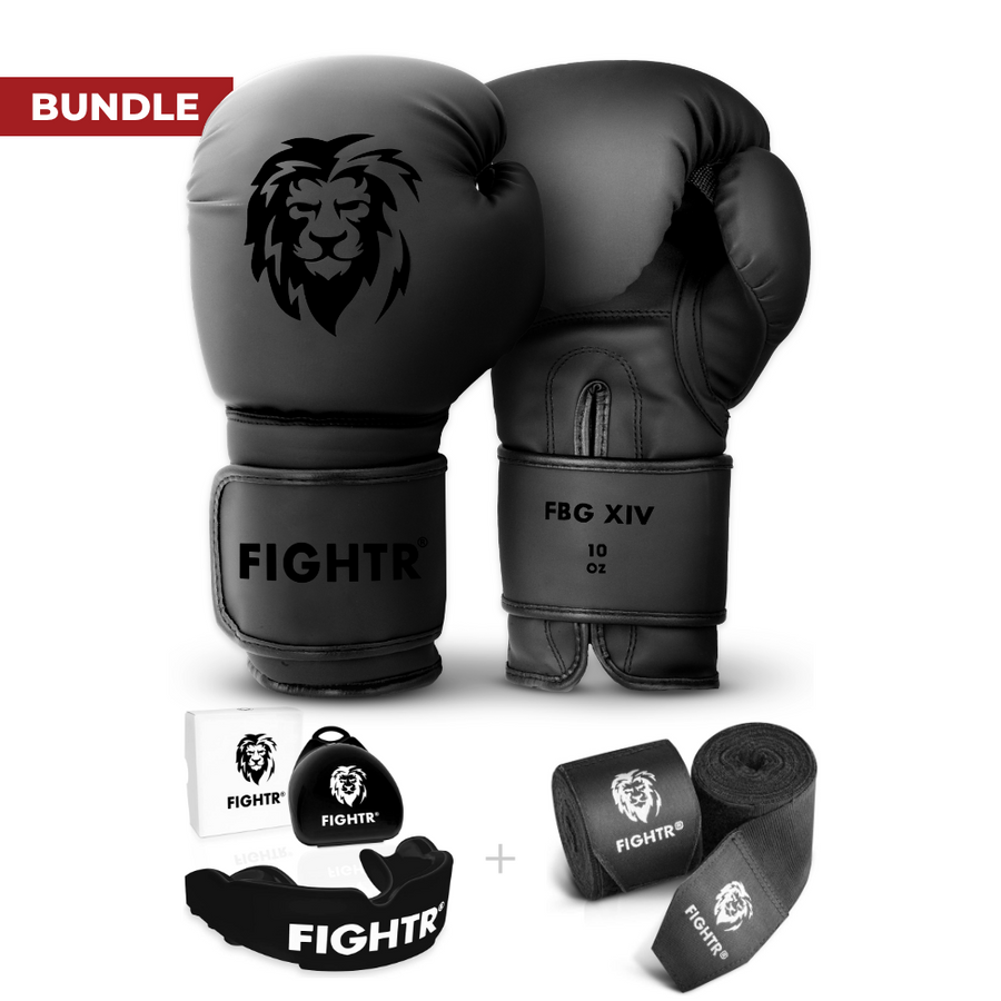 FIGHTR Kampfsport Equipment wie Boxsäcke, Boxhandschuhe